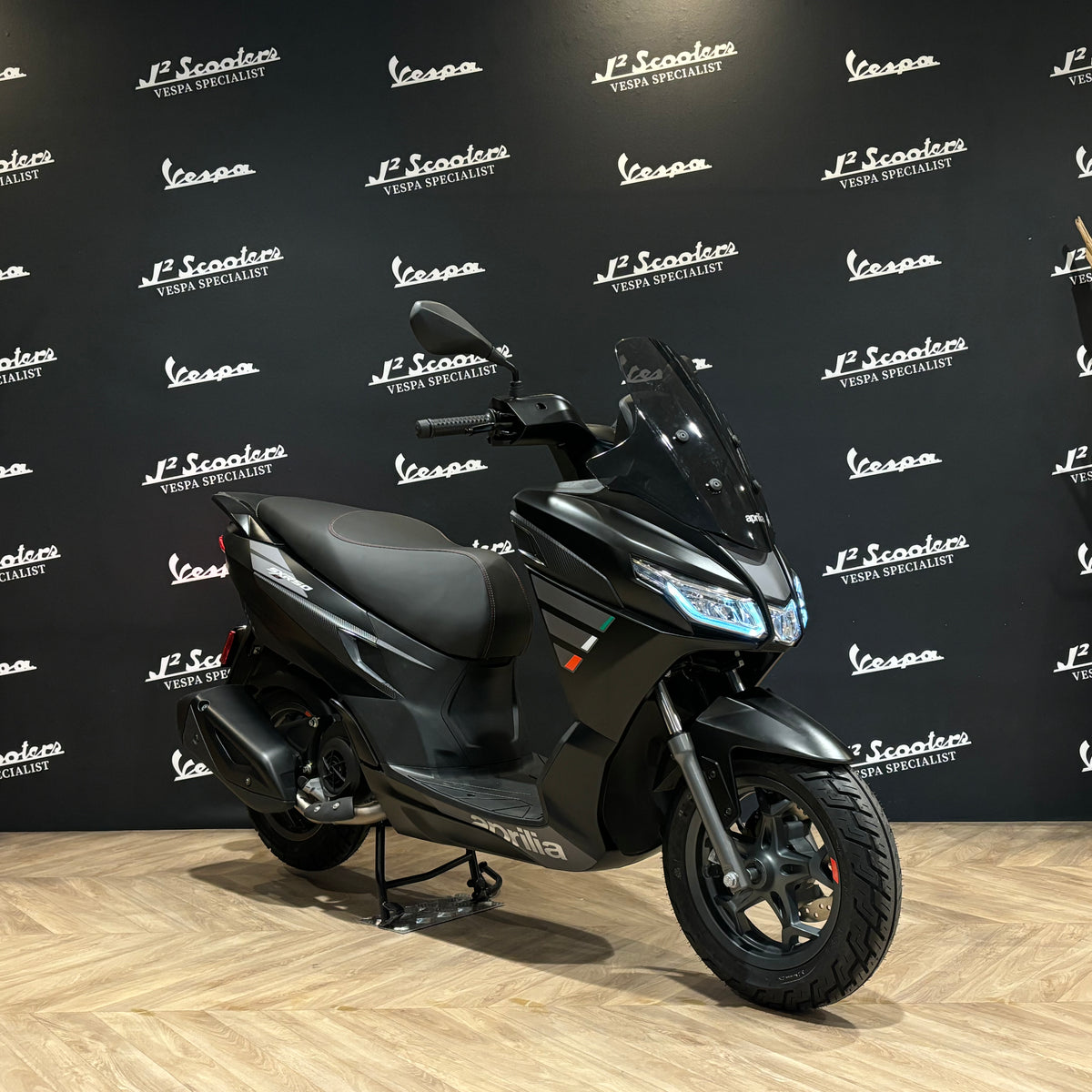 Aprilia SXR 50 2026 EURO 5+ OP VOORRAAD! – J2Scooters